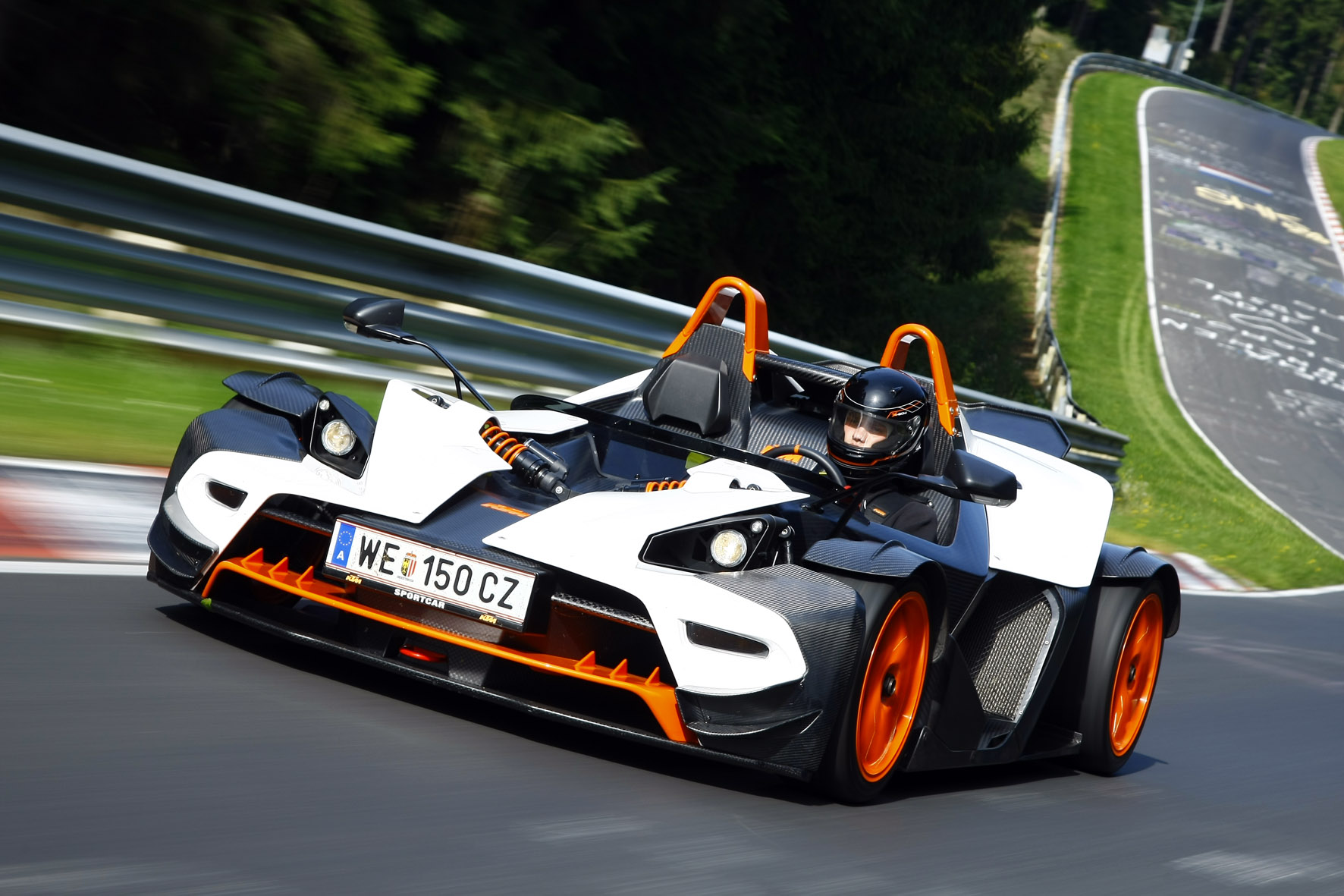 KTM X-BOW のオフロード版 AX Buggy Concept を公開！